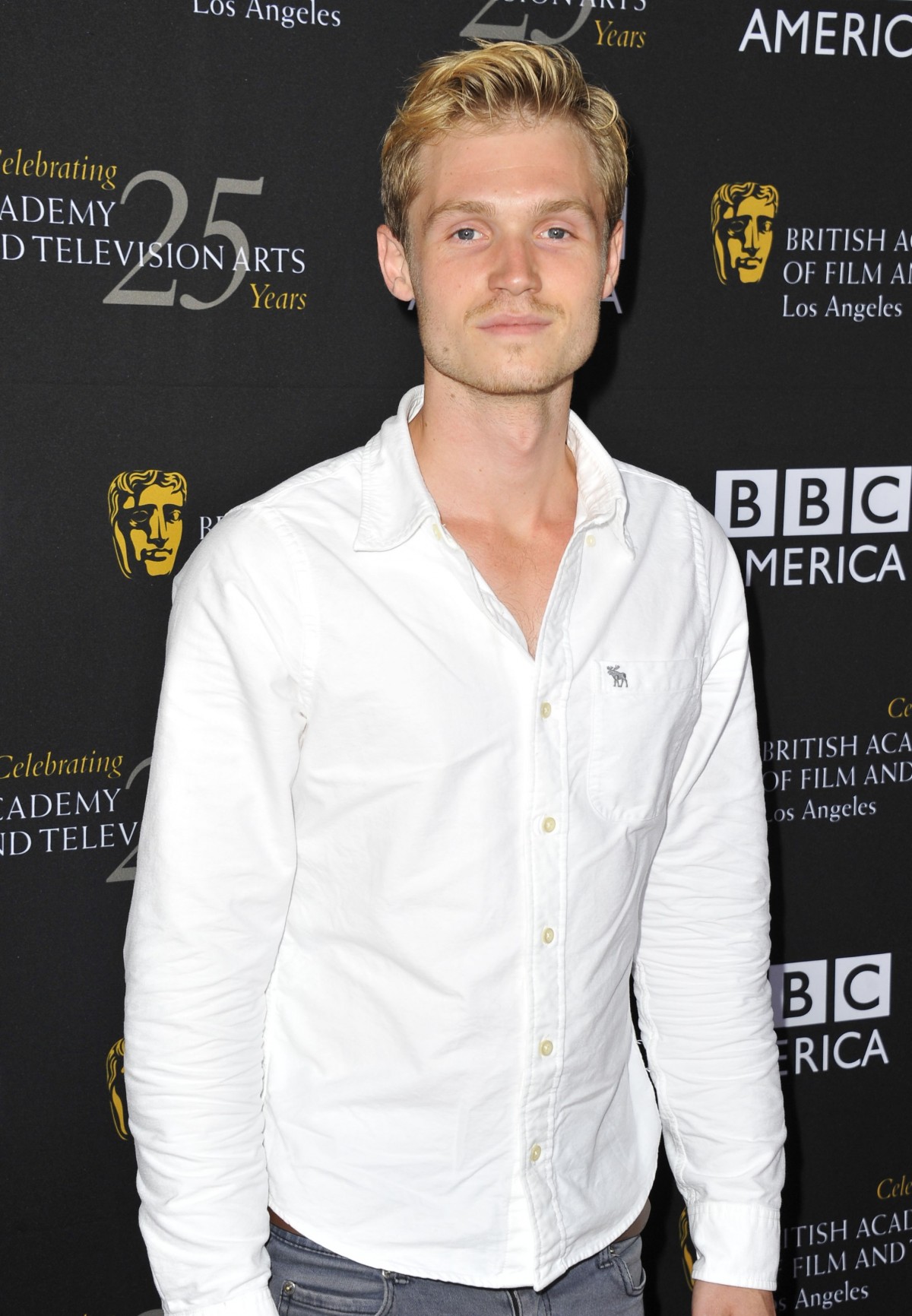 ロビー・ジャーヴィス -写真 -人物情報 ｜クランクイン！