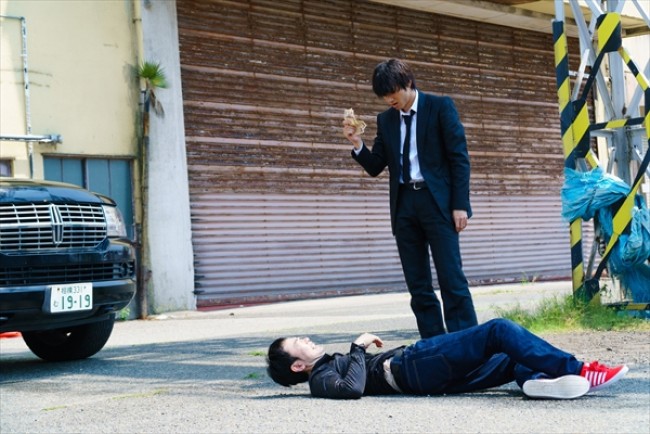 山田裕貴、背中一面の刺青姿に衝撃 映画『闇金ドッグス6』予告編解禁 /2017年7月28日 写真 映画 ニュース |クランクイン!