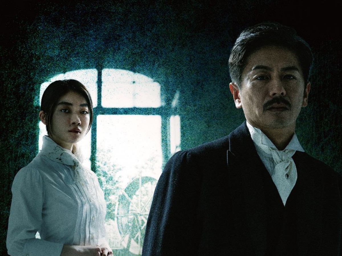 森田剛×三浦透子が舞台初競演『ロスメルスホルム』公演ビジュアル解禁 閉塞感と冷たい雰囲気を表現 - エンタメ - ニュース ｜クランクイン！