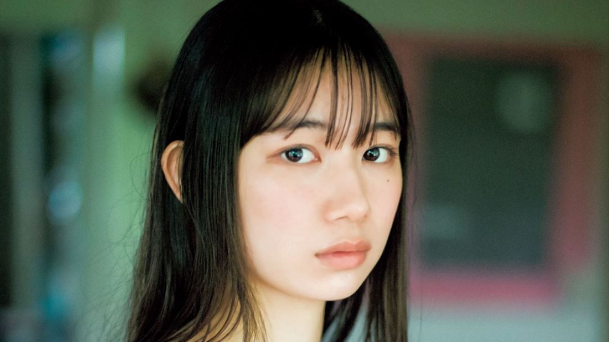 前川莉珠18歳、透明感に溢れる初々しい姿がグラビアに エンタメ ニュース ｜クランクイン！