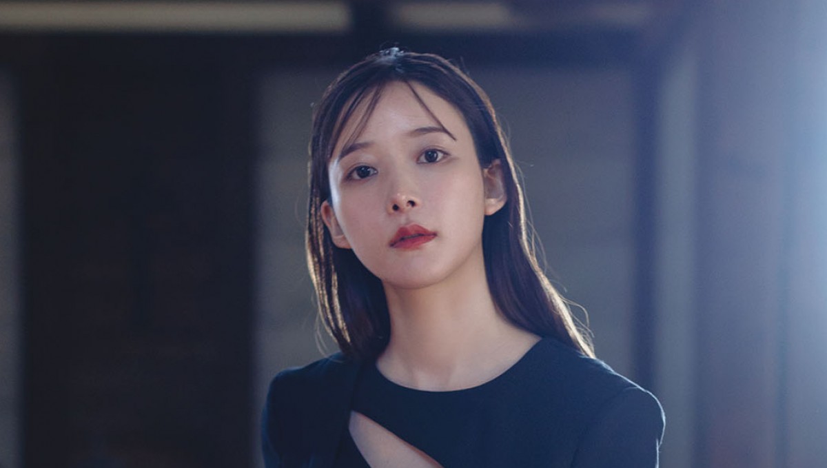 170cm抜群スタイル美女、1st写真集より「美脚すぎる！」先行カット - エンタメ - ニュース ｜クランクイン！