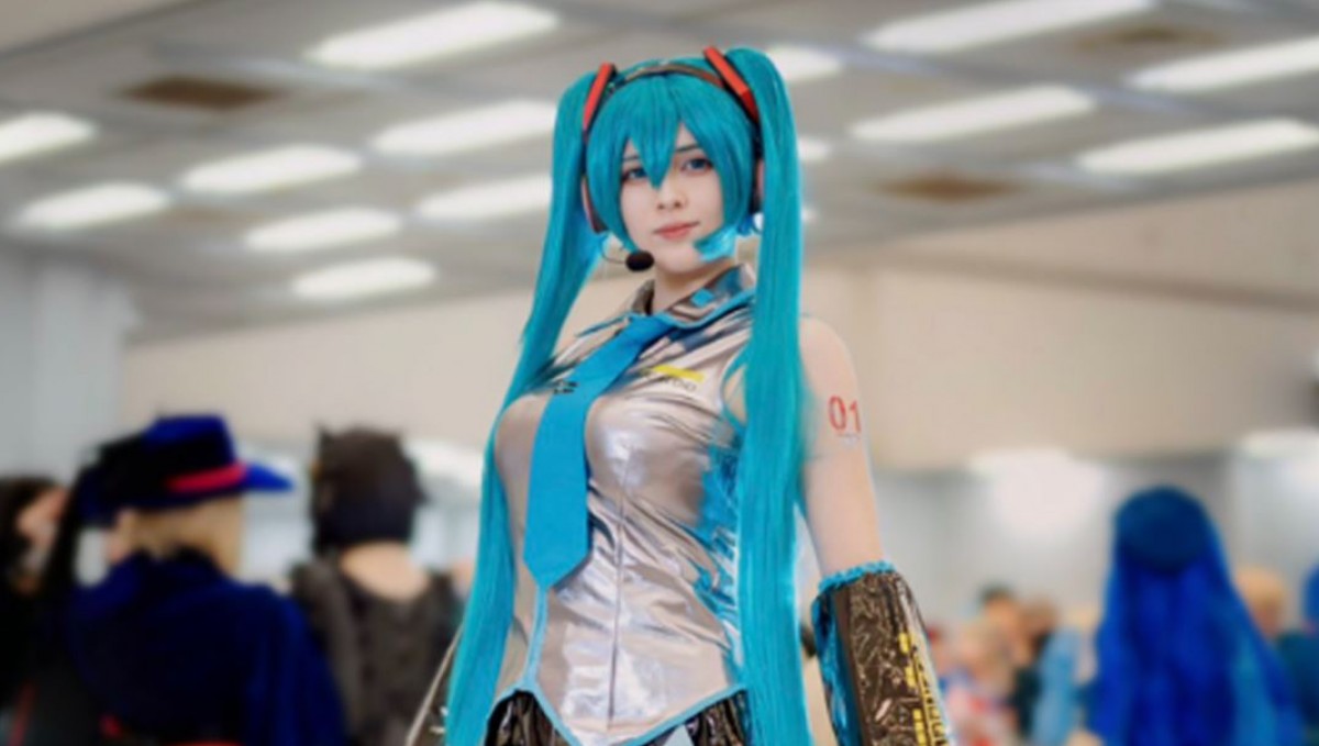 「スタイル凄すぎ」「CGに見える」 身長182cm美人モデル、コスプレ姿に驚きの声 - エンタメ - ニュース ｜クランクイン！